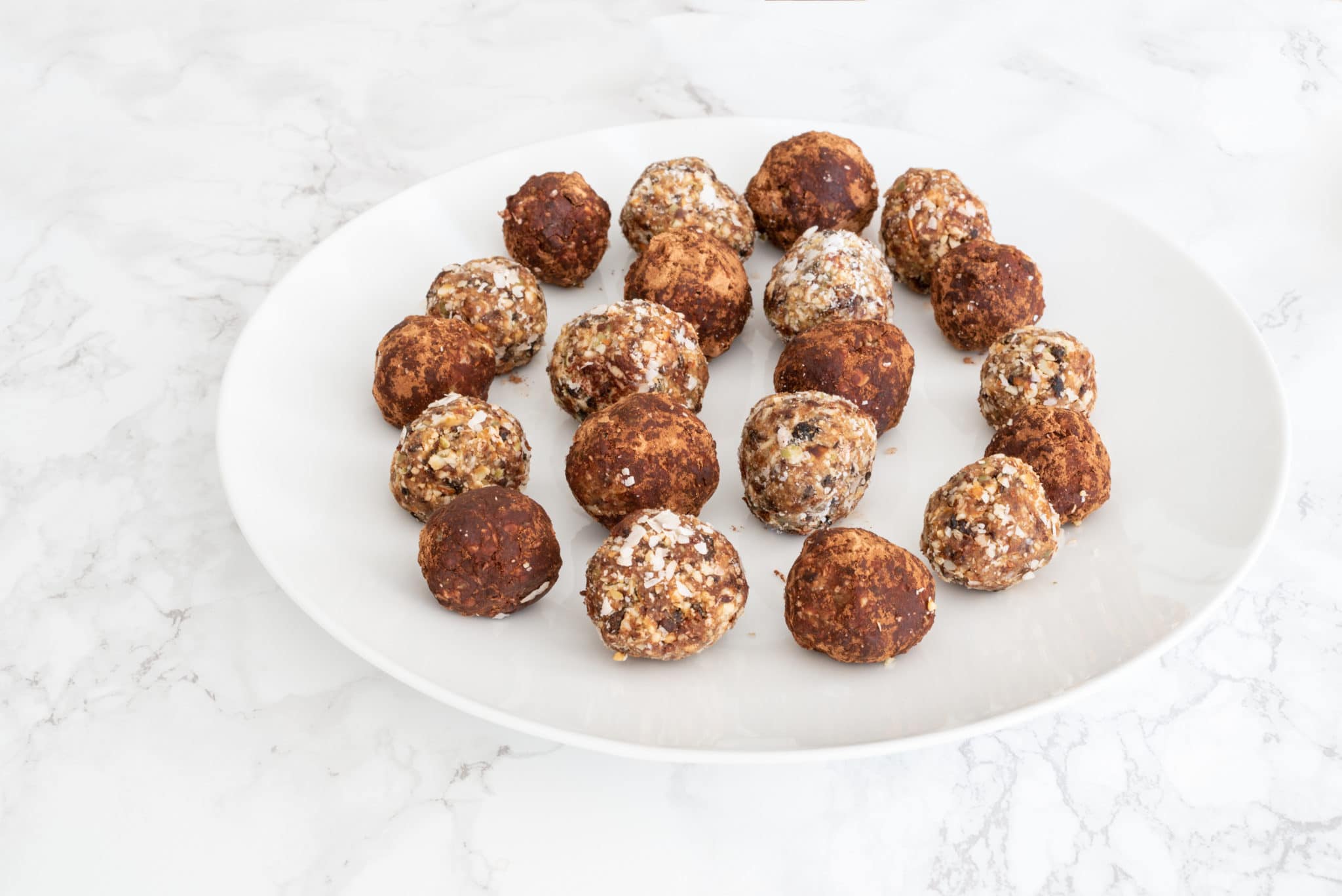 Protein Energy Bites (Vegan/GF) - HealthyGirl Kitchen