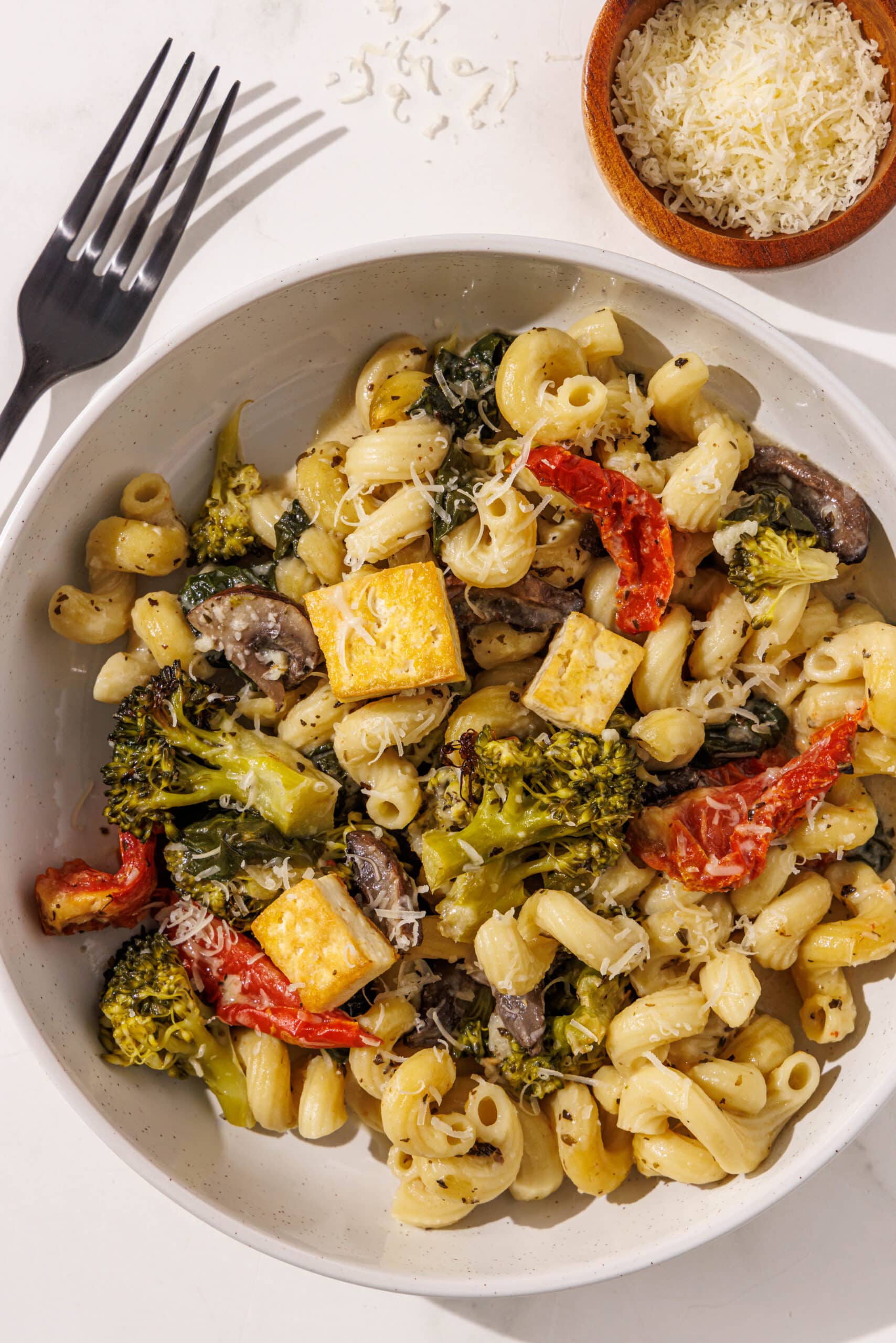 One Pan Tuscan Pasta - HealthyGirl Kitchen